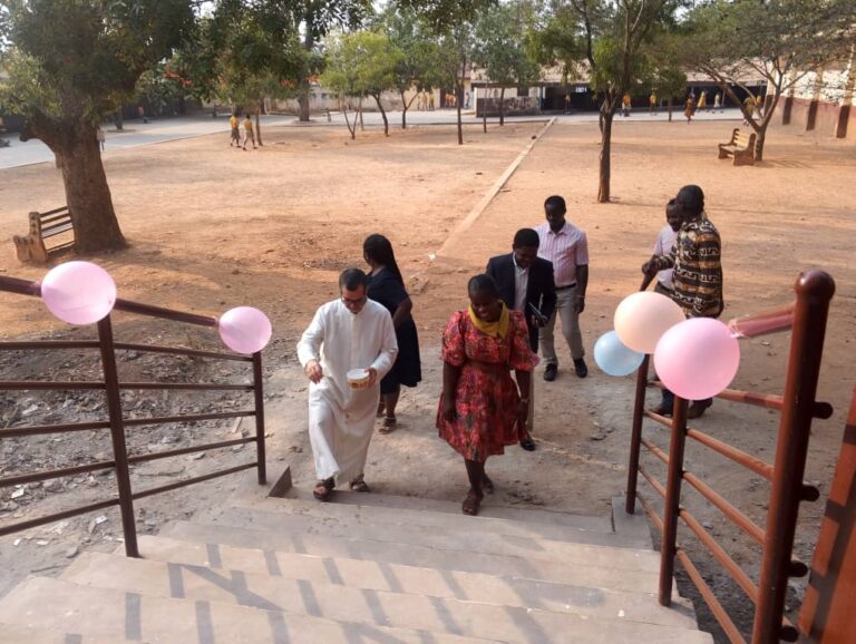 New Staircase Commissioned for OLA R/C Basic Schools ‘1’ and ‘2’ at New ...